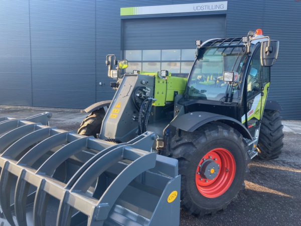 CLAAS Scorpion 746 - Ledab.dk
